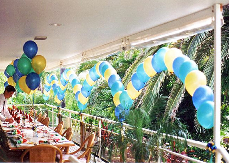 75+ Balcony Decoration Ideas to choose in 2023 for Flats, Walls, Lighting