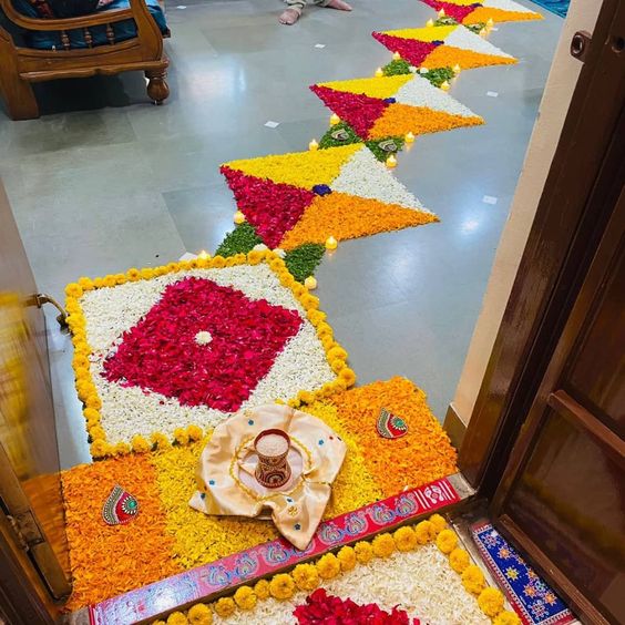 35+ Pookalam Designs for Onam 2025: Traditional & Simple Designs with ...