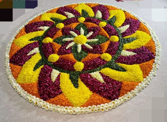 35+ Pookalam Designs for Onam 2025: Traditional & Simple Designs with ...