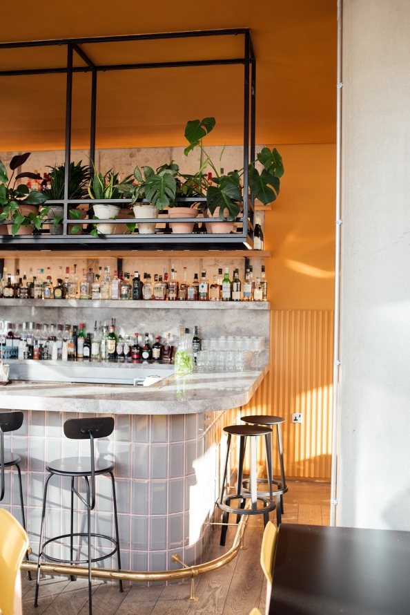 Bar Counter Design: 30+ Ideas to Consider for Your Home in 2023