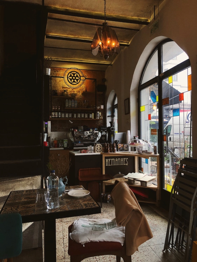 Bar Counter Design: 30+ Ideas to Consider for Your Home in 2023