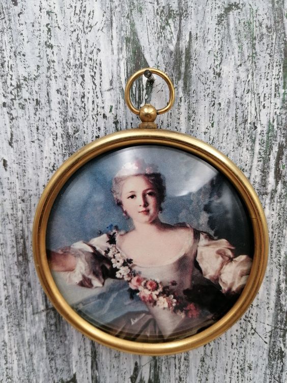 30+ Photo Frame Designs To Decorate Your Beautiful Home