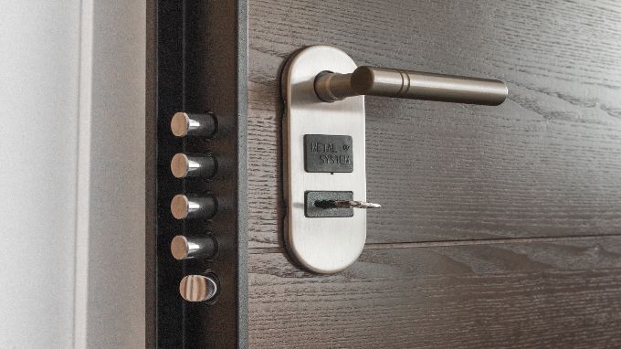 Door Locks: Top 10 Types, Grades and a Guide Book For Buying One