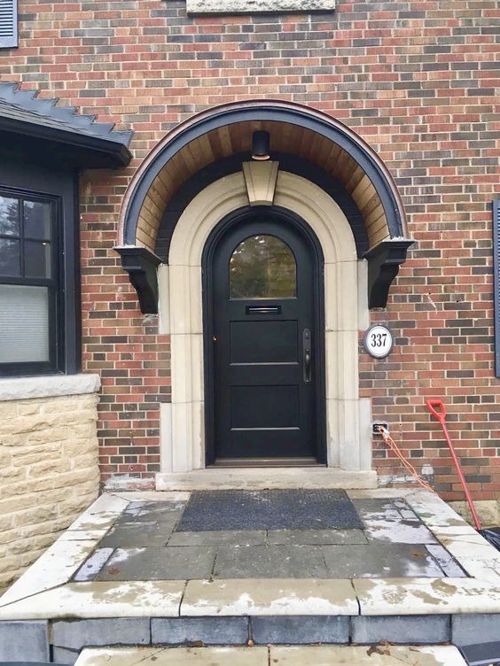 15+ Round Door Designs for Your Home