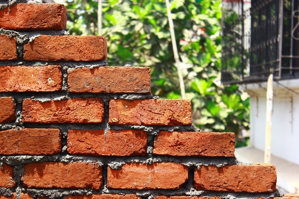 Laterite Bricks: Meaning, Size, Price, Advantages, Disadvantages ...