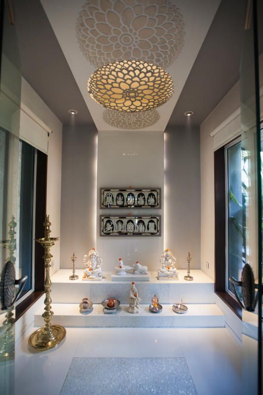 30+ Modern Glass Ceiling Designs: Ideas for Bedroom, Bathroom