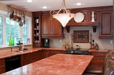 25+ Granite Kitchen Platform Designs: Colour Combinations, Types