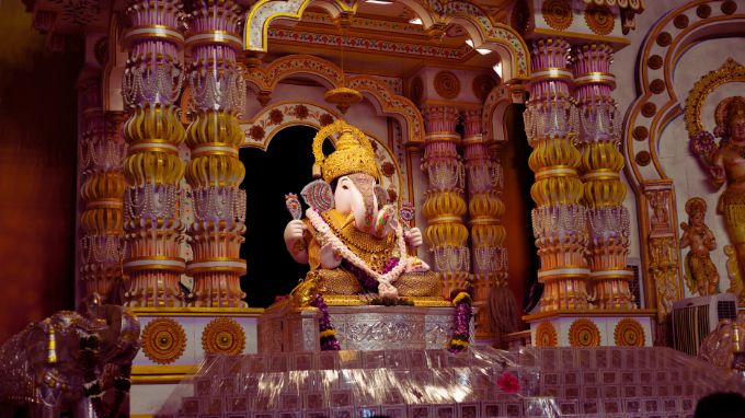 40+ Background Ganpati Themes: DIY, Eco-friendly, Lighting Ideas for ...