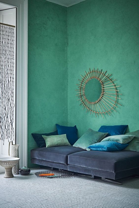 40+ Peacock Green Colour Combination for Walls: Living Room, Bedroom ...