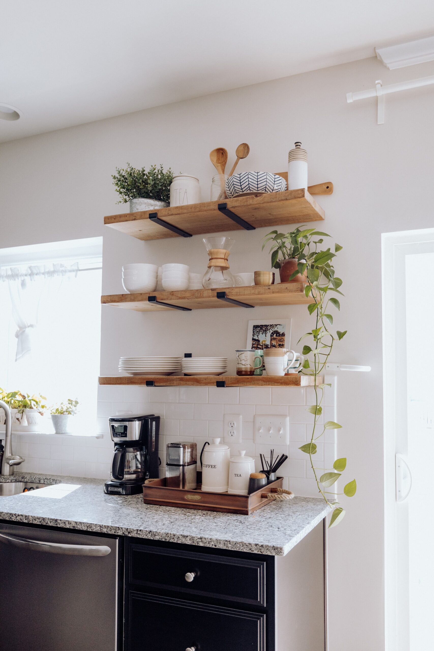 15 Trendy kitchen shelf designs to elevate your cooking space