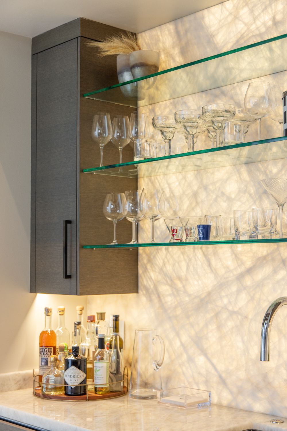 15 Trendy kitchen shelf designs to elevate your cooking space