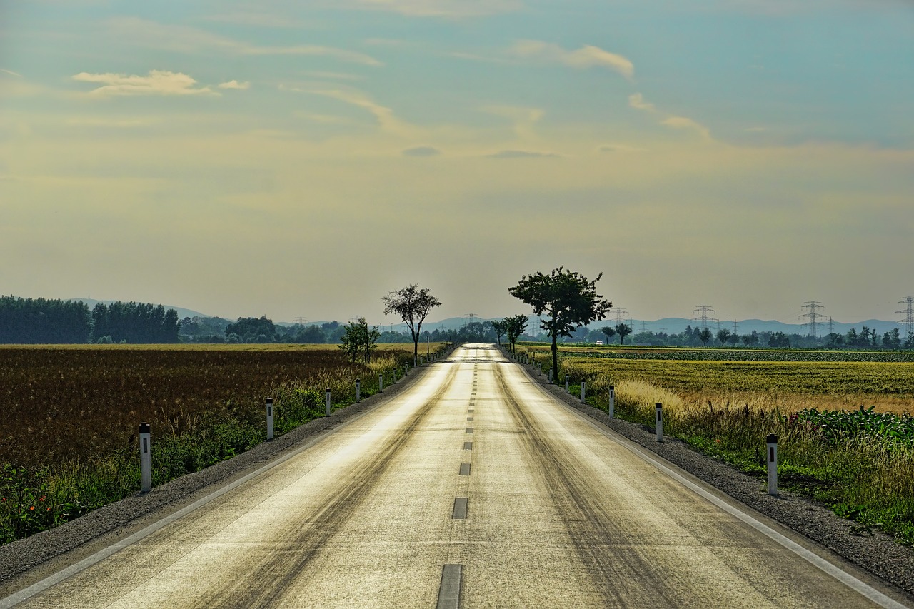 How to assess last mile connectivity and approach roads before buying a ...